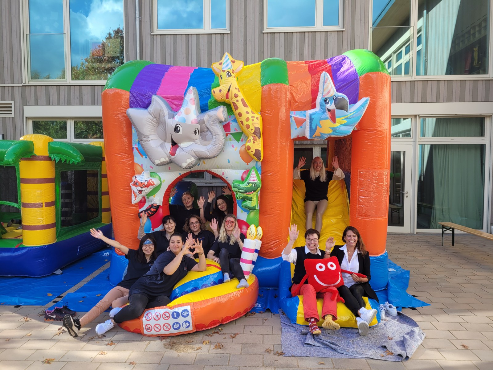 Eröffnung mit Spiel und Spaß in der Stepke-KiTa Schneckenhaus